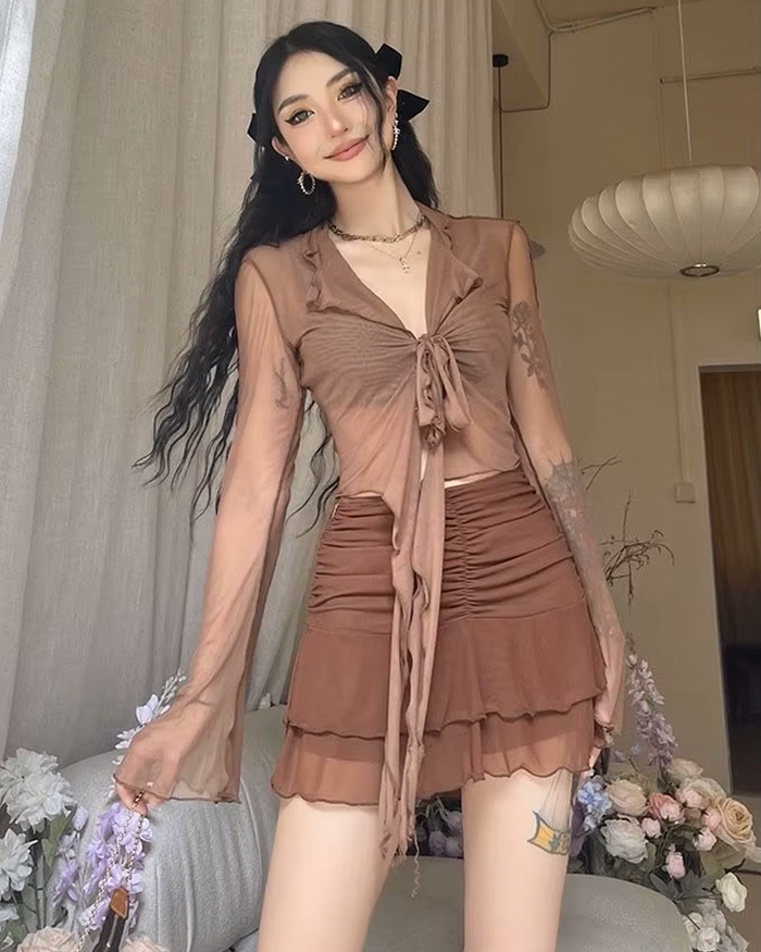 Y2K Plug | Prêt-à-porter et accessoires Y2K